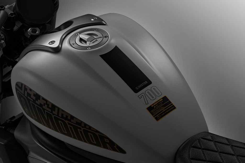 SRV 700 – QJMotor